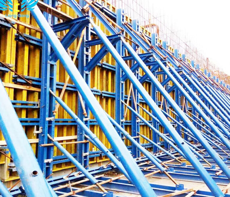 Scaffolding Formwork System with Steel Waler, Lifting Bracket, Frames ...